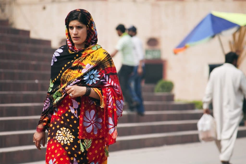 Pakistan - Language, Culture, Customs And Etiquette