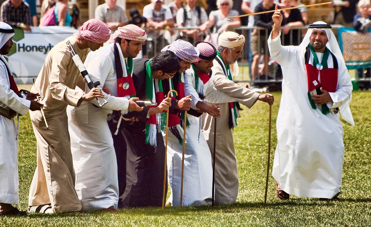 UAE - Language, Culture, Customs And Etiquette